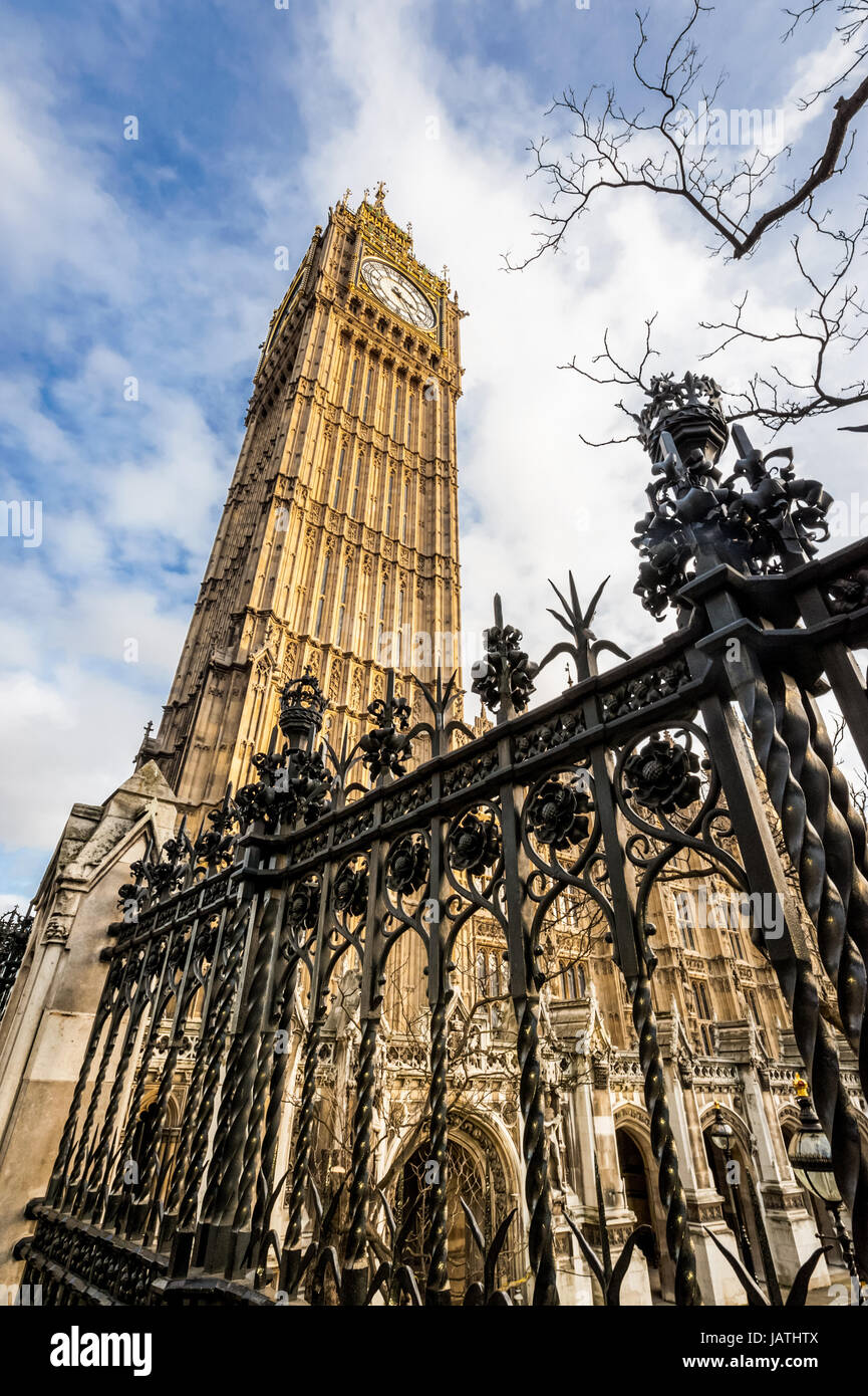 hdr of the big ben clock tower and british parliament buildings in ...