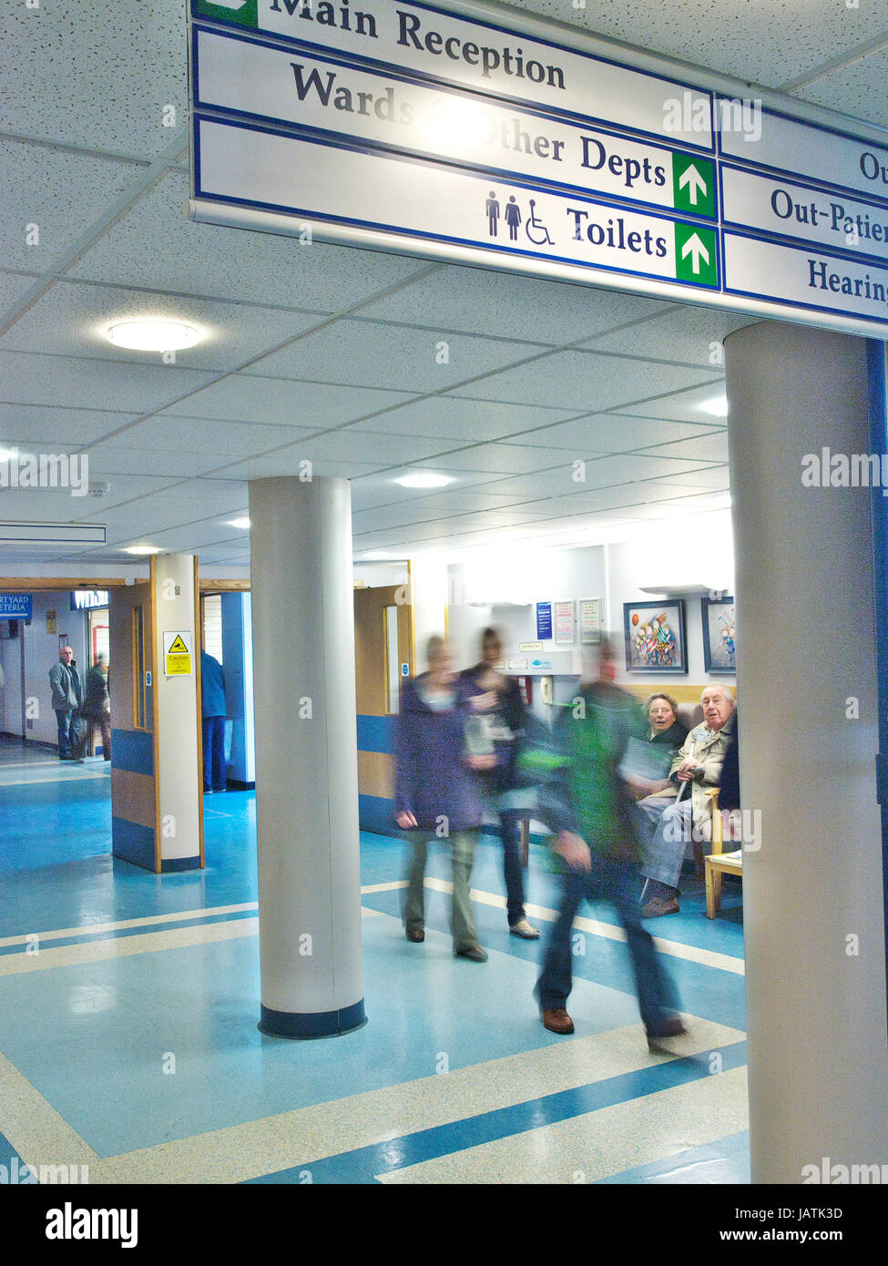 Nhs hospital entrance patient hi-res stock photography and images - Alamy