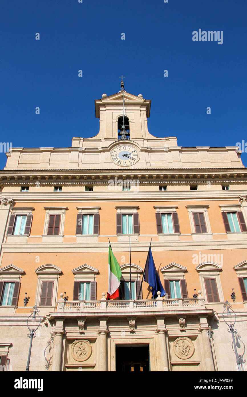 Palazzo montecitorio bernini hi-res stock photography and images - Alamy