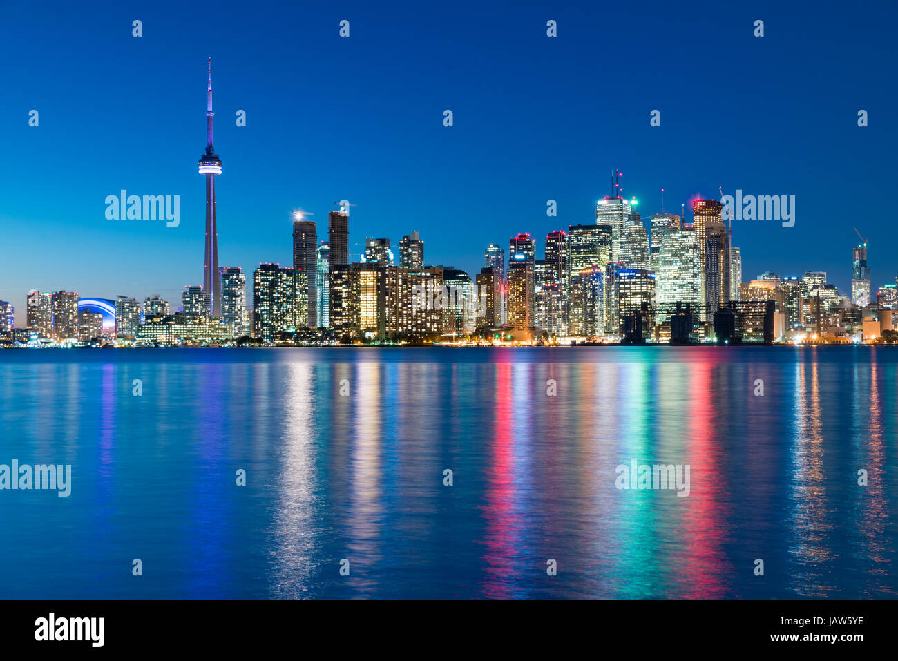 Cn tower toronto canada early hi-res stock photography and images - Alamy