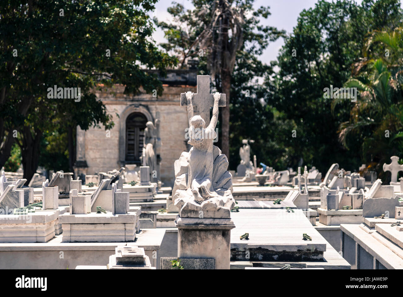 Cemetery in Havana, Cuba Stock Photo - Alamy