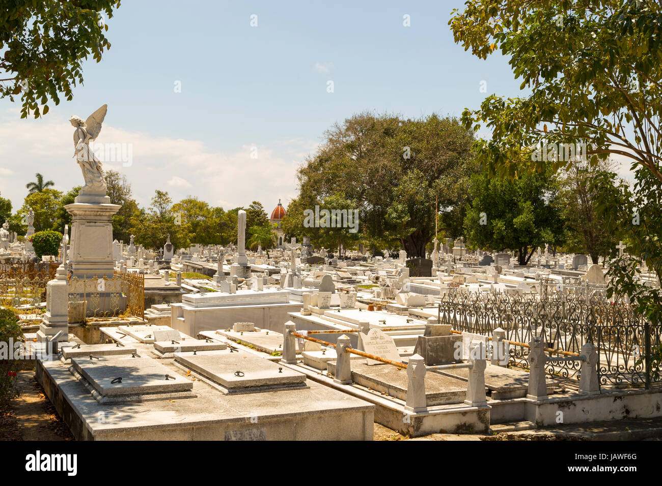Cemetery in Havana, Cuba Stock Photo - Alamy