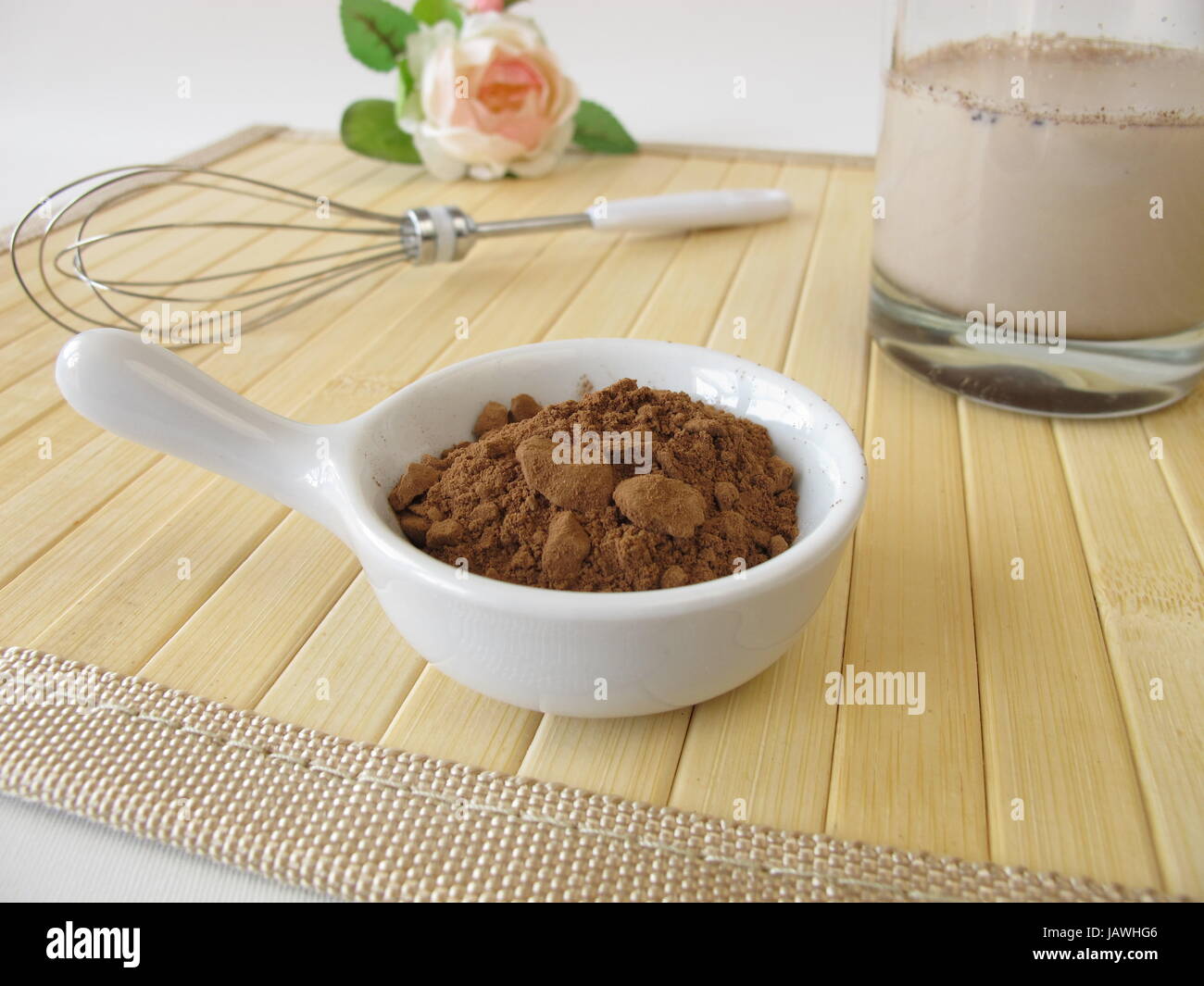 Carob pulver hi-res stock photography and images - Alamy