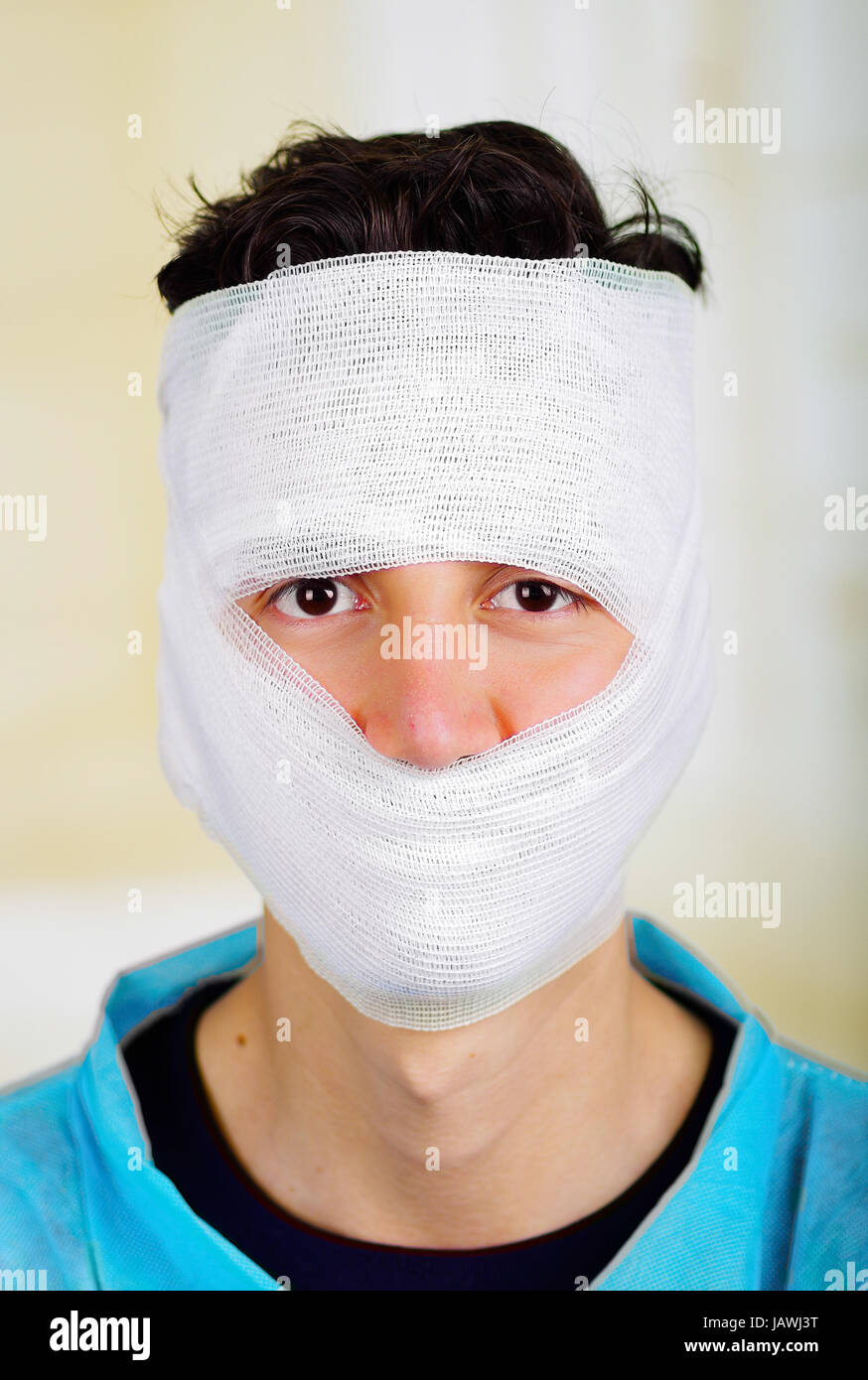 Brain trauma boy hi-res stock photography and images - Alamy