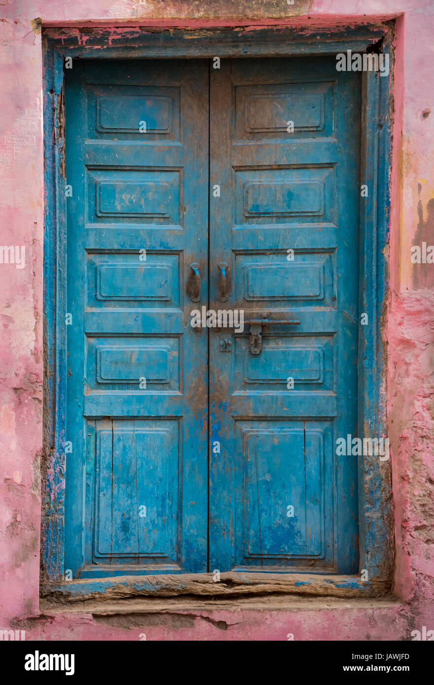 an old vintage Indian door Stock Photo - Alamy