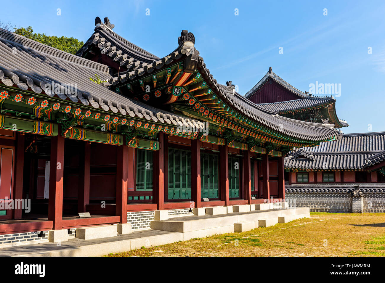 Korean architecture kyongbokkung palace hi-res stock photography and ...