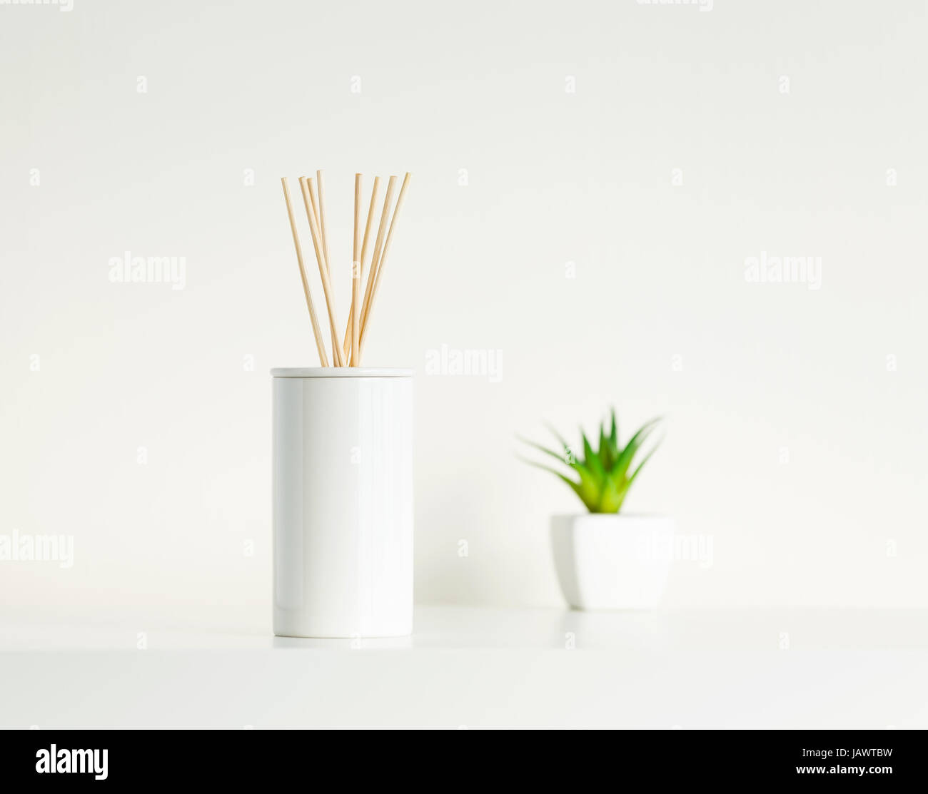 House perfume scent diffuser Stock Photo - Alamy