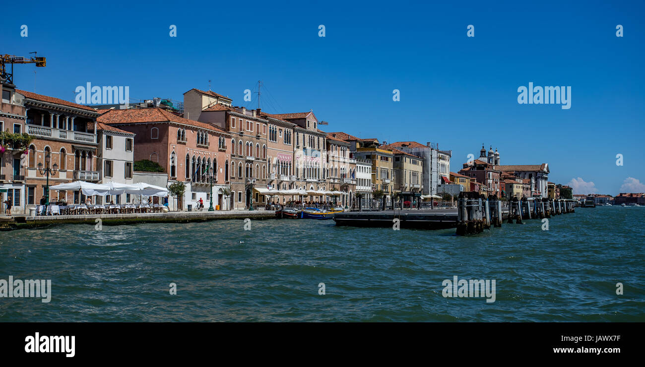ferry stop and cafe venice Stock Photo - Alamy