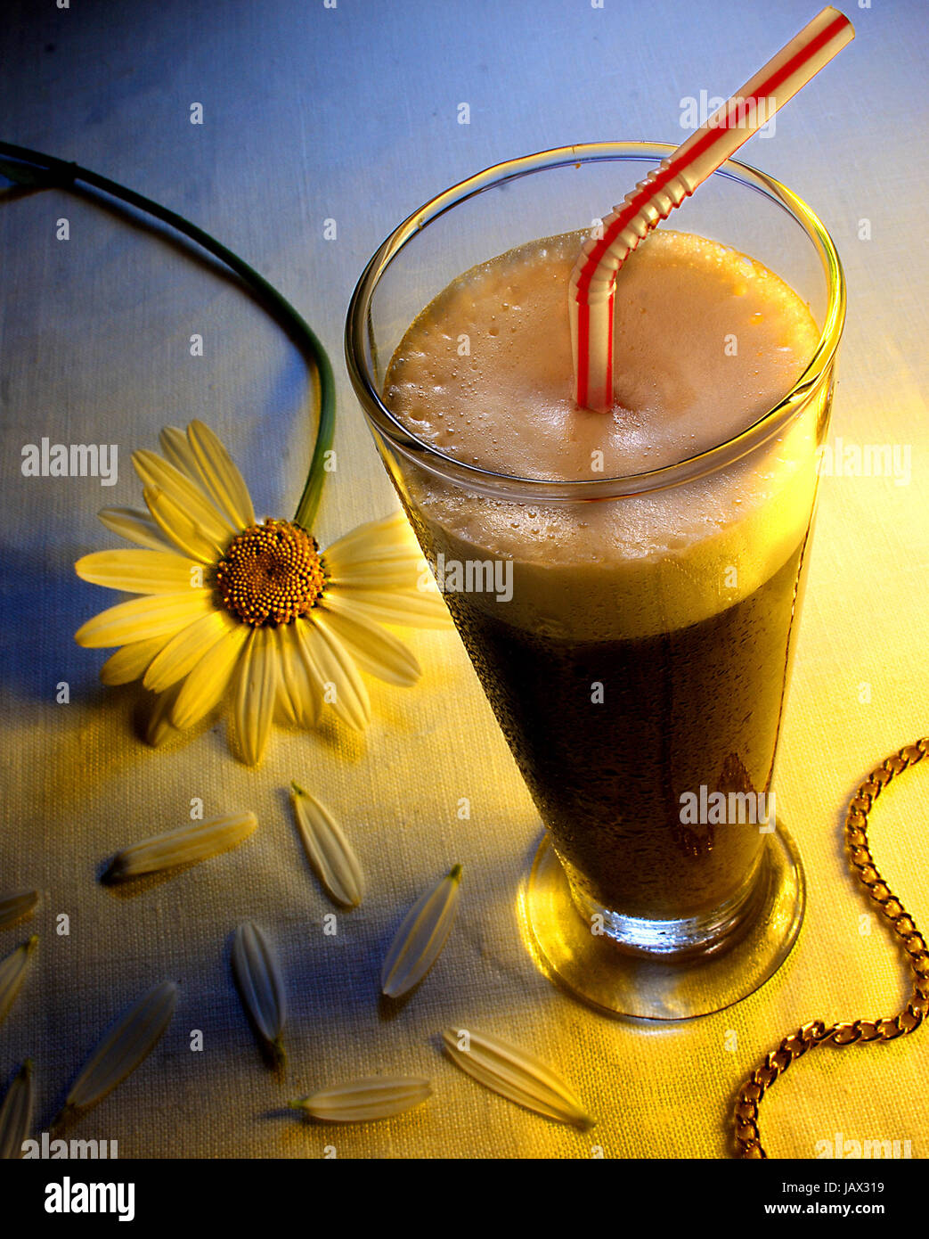 Smoking beverages hi-res stock photography and images - Alamy