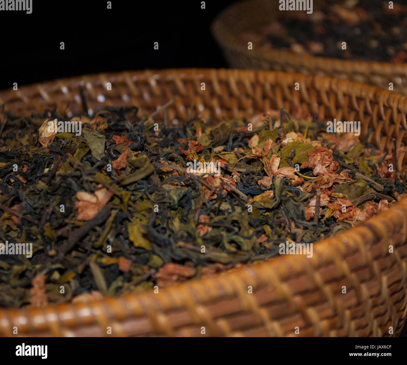 a basket with dried leaves of tea and lavender Stock Photo - Alamy