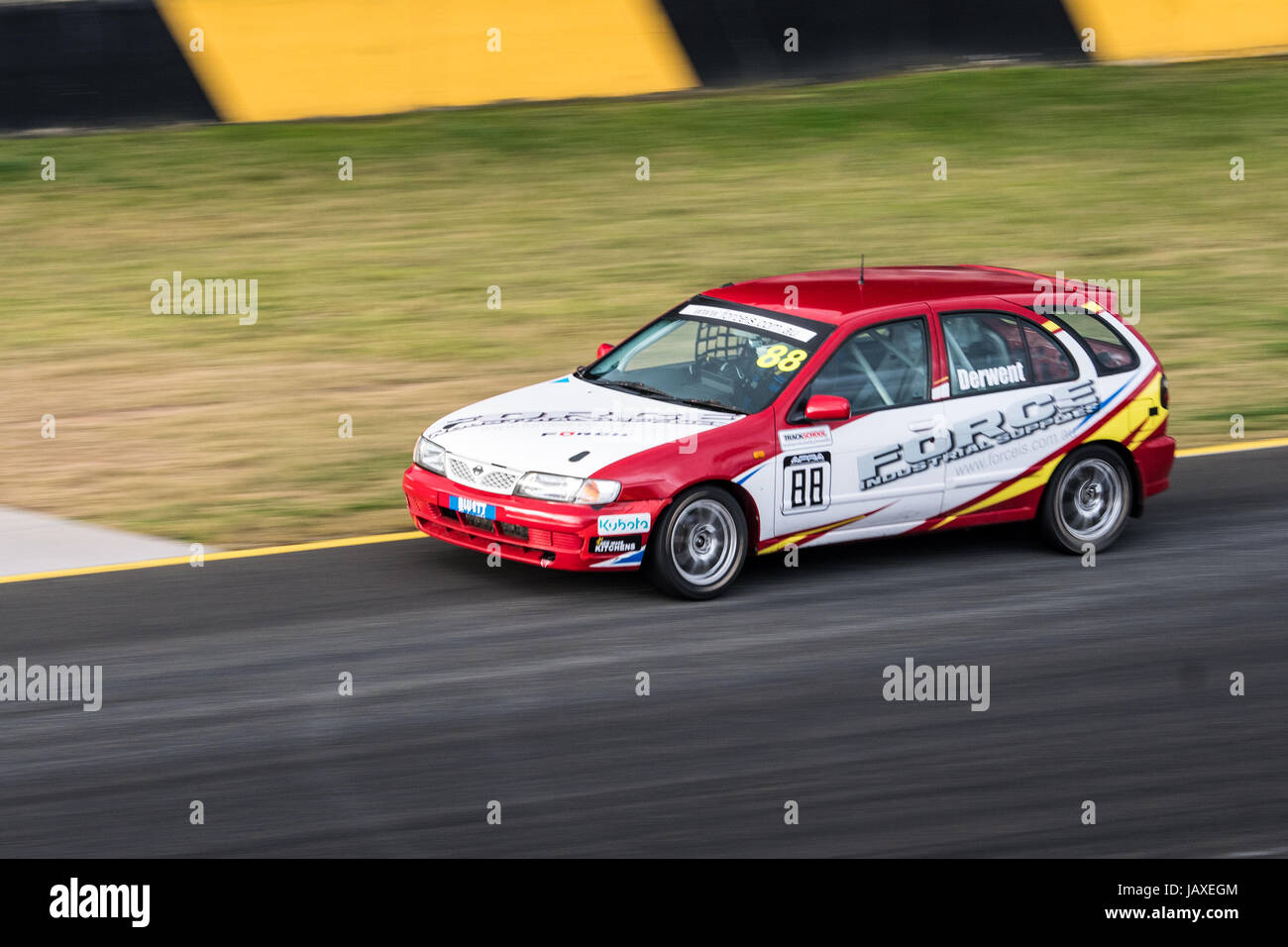 Sydney, Australia - 3rd June 2017: Motor Racing Australia (MRA) Round 4 ...