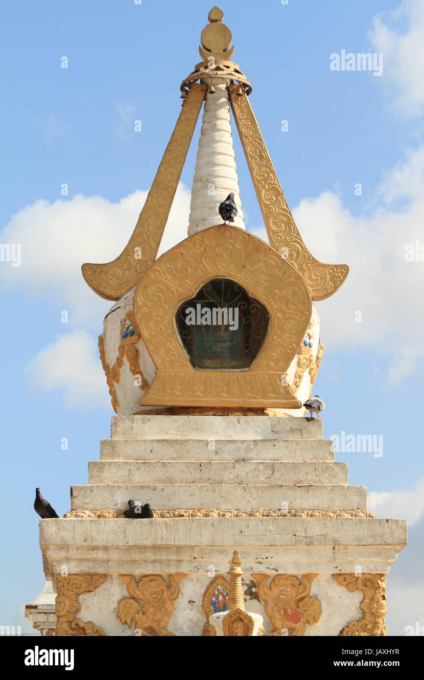 ulaanbaatar gandan monastery Stock Photo - Alamy