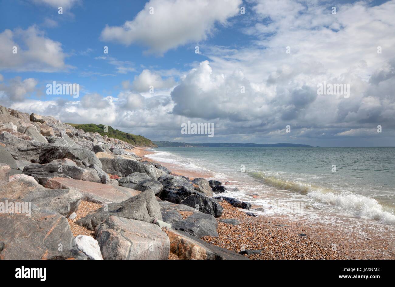 The rocky beach at Beesands, Devon, England Stock Photo - Alamy