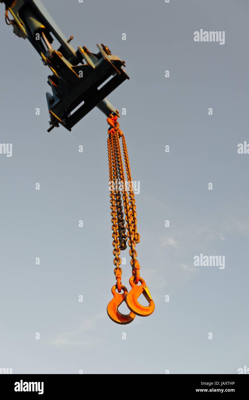 carabiner hook chain crane Stock Photo - Alamy