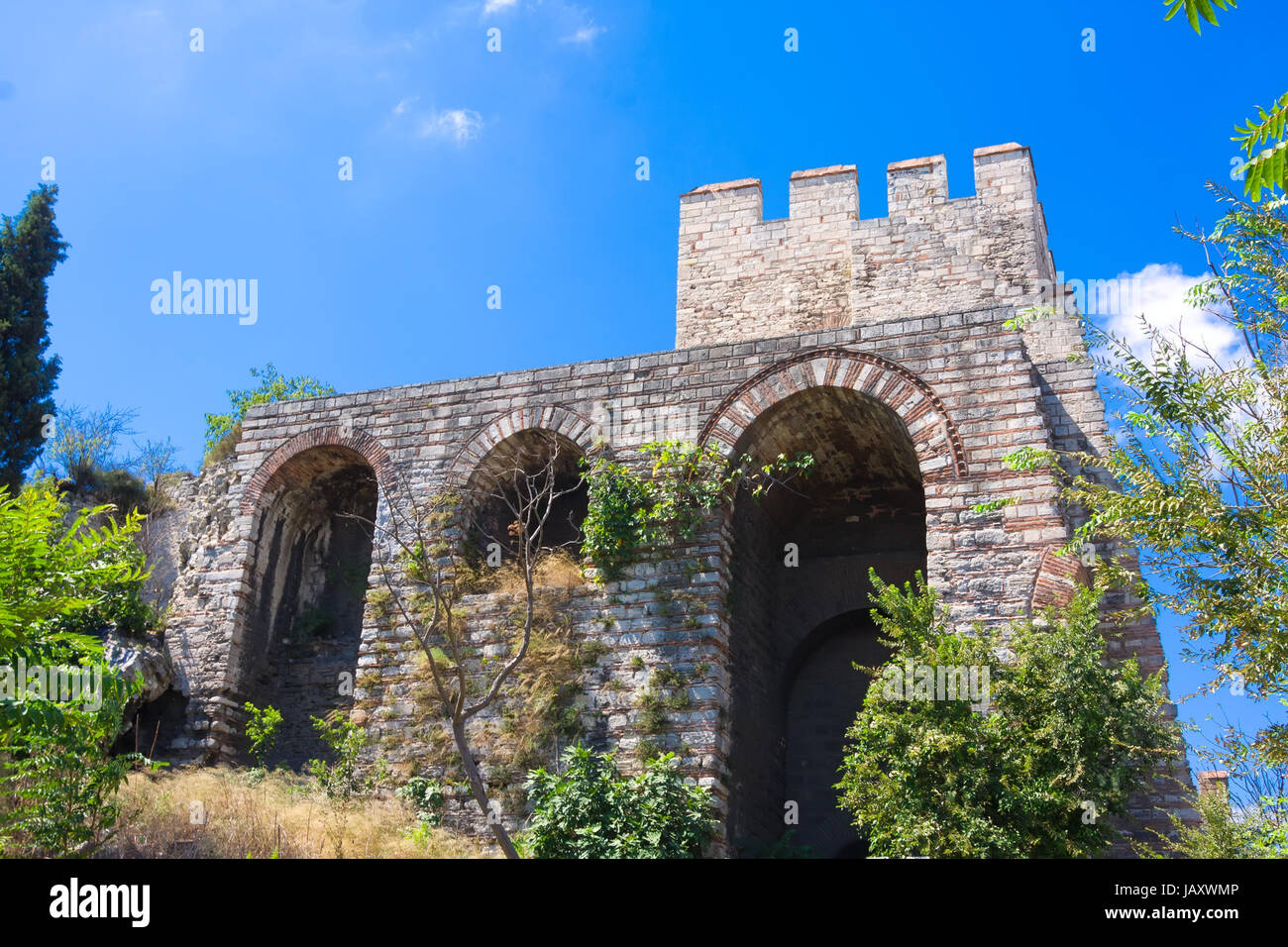 Ancient Byzantine City Walls of Istanbul, Turkey Stock Photo - Alamy