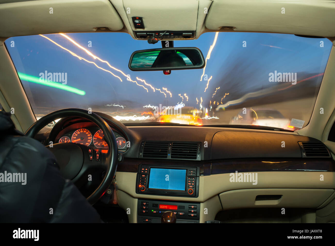 Car on driveway at night hi-res stock photography and images - Alamy