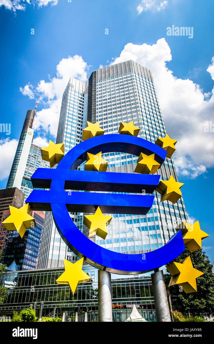 the euro symbol in front of the ecb in frankfurt Stock Photo - Alamy