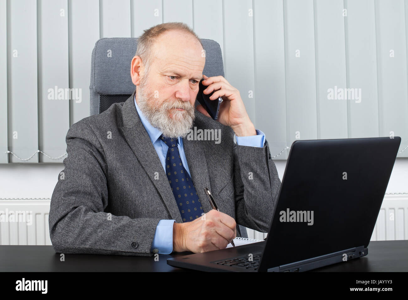 Employer communicate hi-res stock photography and images - Alamy