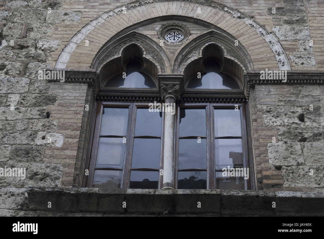Detail of a window of a historic palace Stock Photo - Alamy