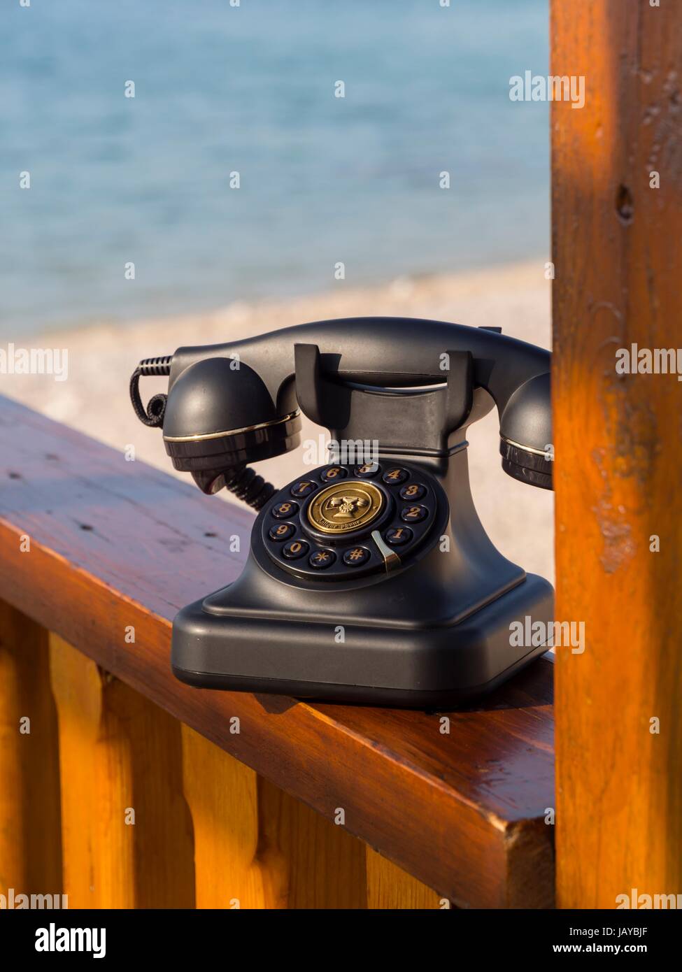 Photo of old telephone set hi-res stock photography and images - Alamy