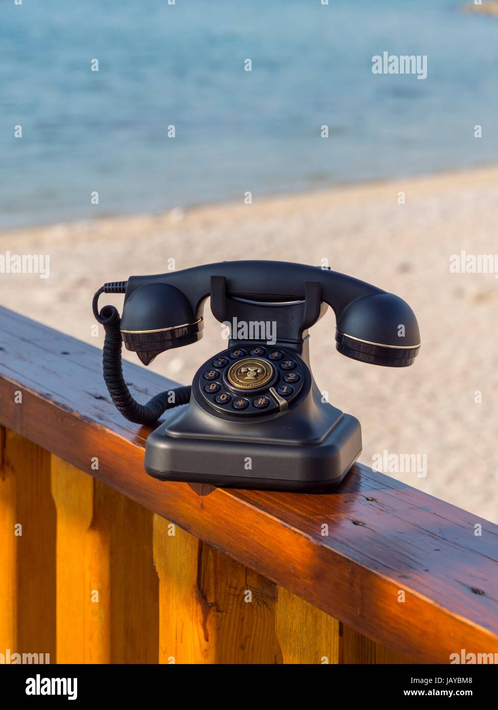Photo of old telephone set hi-res stock photography and images - Alamy