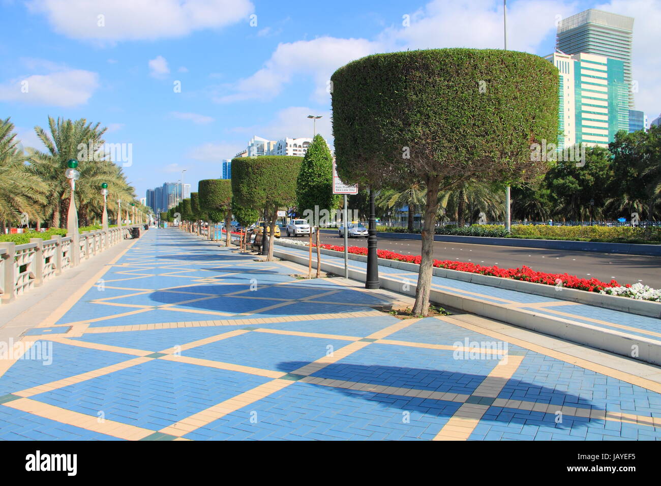 corniche in abu dhabi Stock Photo - Alamy