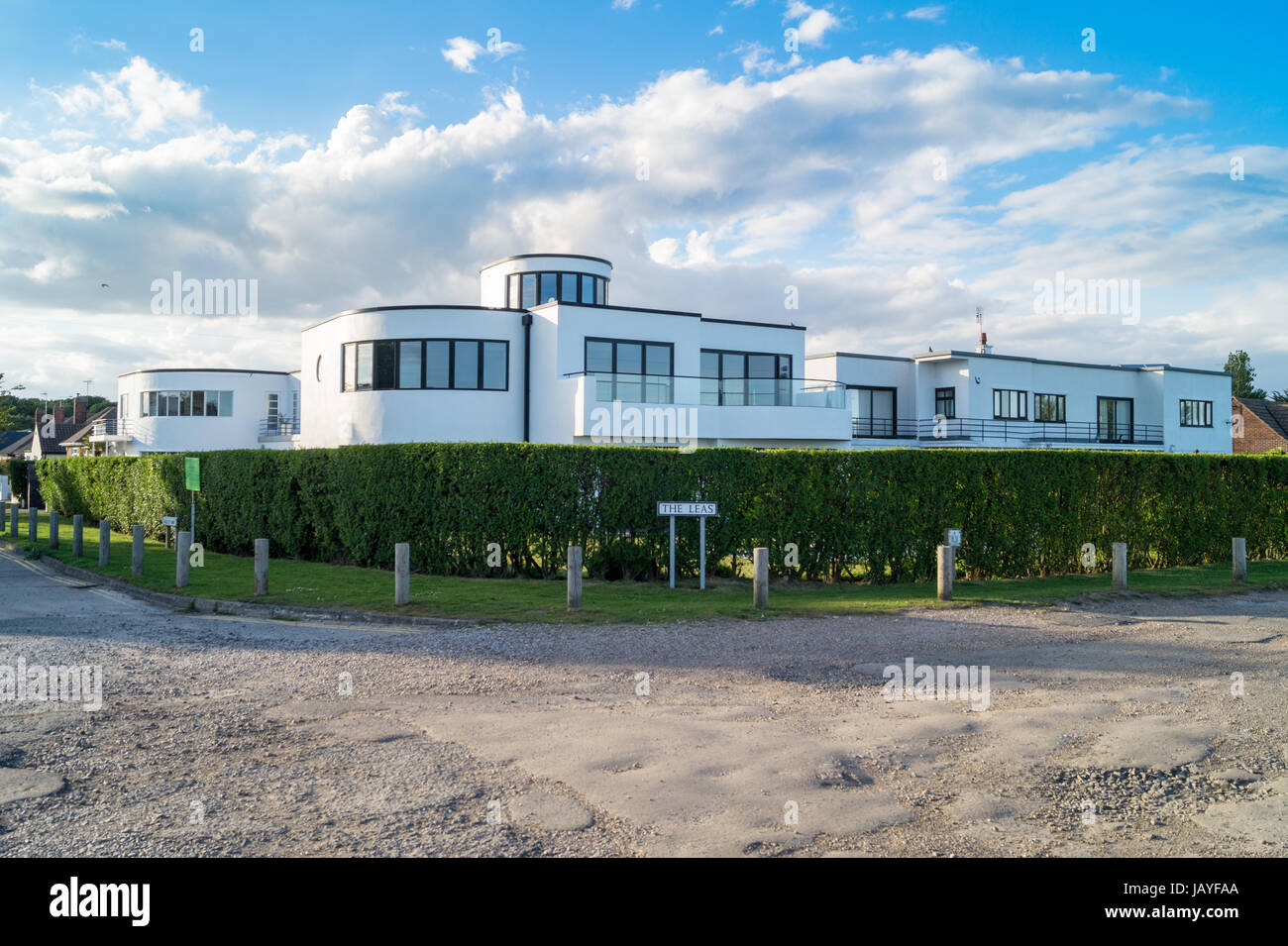 Streamline Moderne Architecture High Resolution Stock Photography and ...