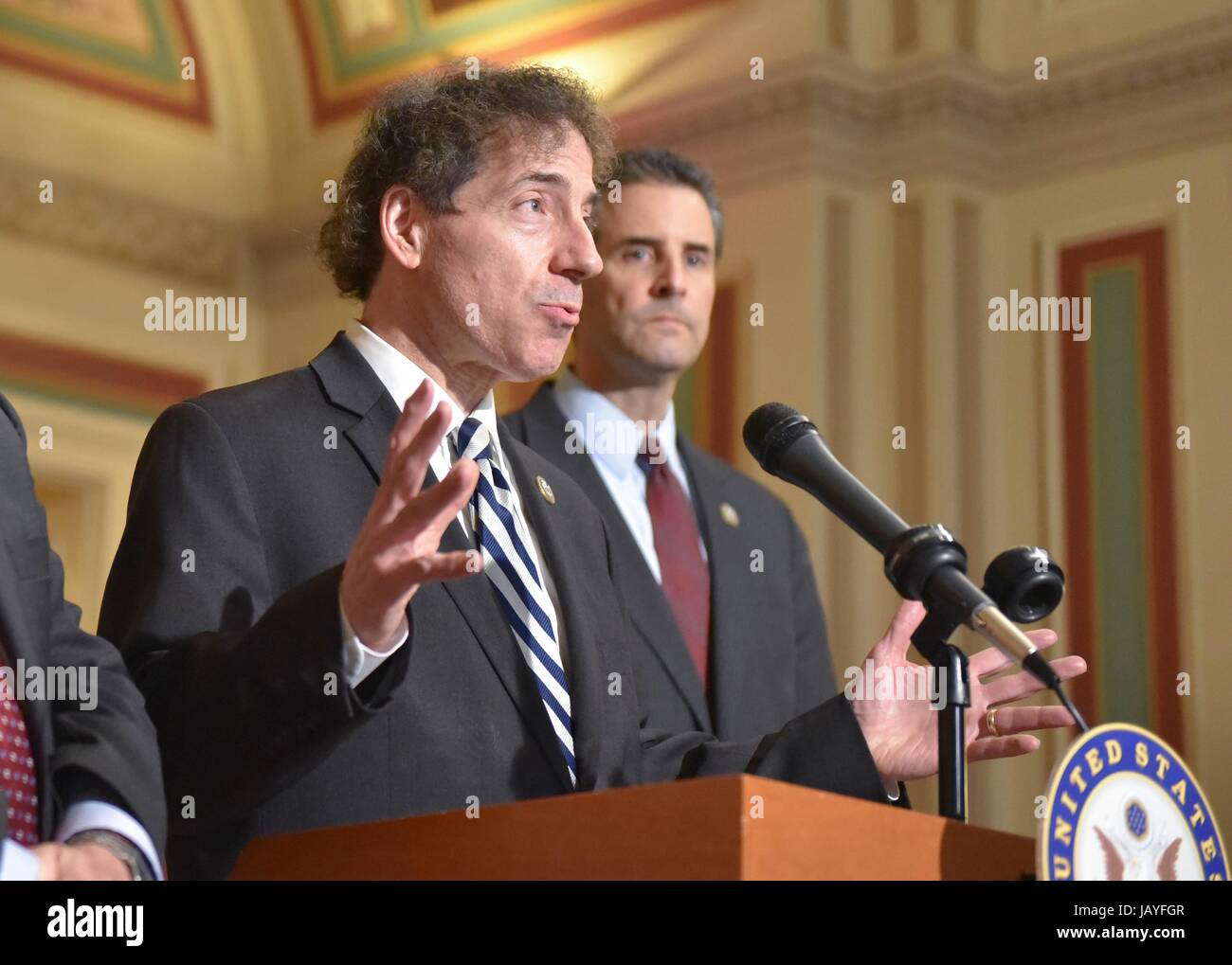 Raskin hi-res stock photography and images - Alamy