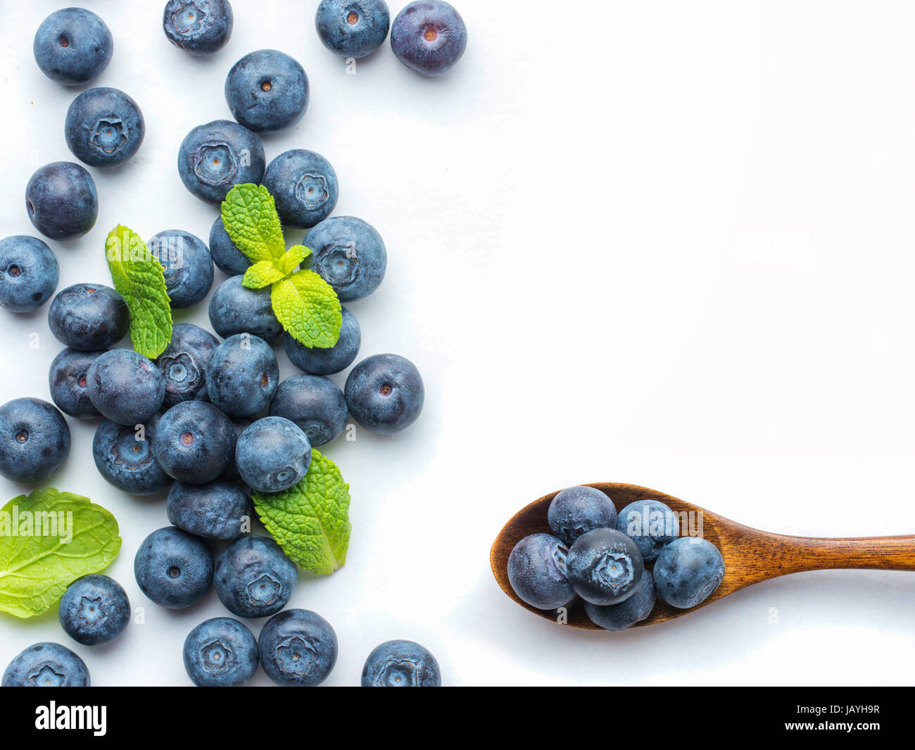 Fruit bilberries blueberries heap hi-res stock photography and images ...