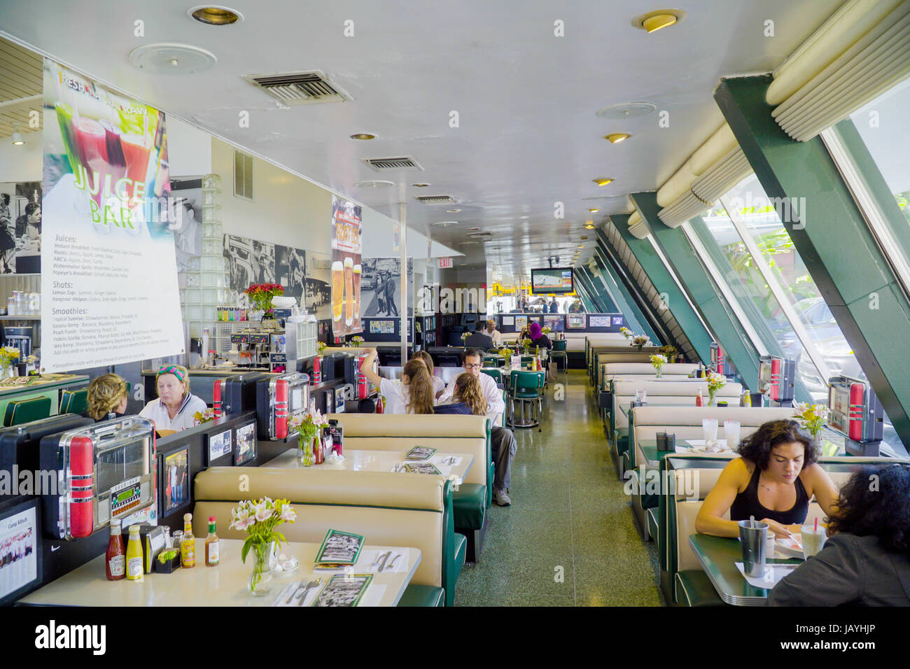 Stylish American Diner in Los Angeles - LOS ANGELES - CALIFORNIA Stock ...