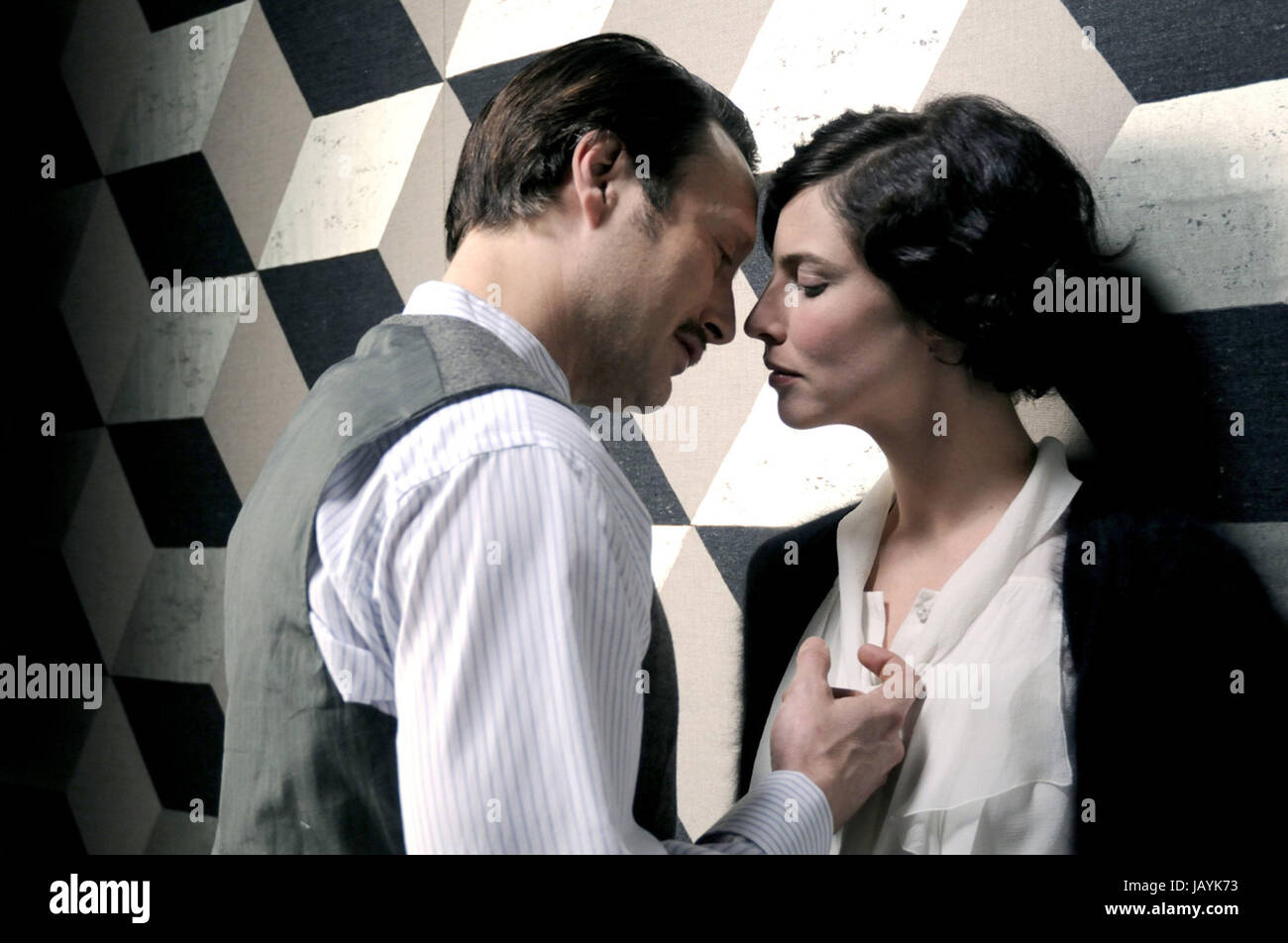 Mads mikkelsen coco chanel igor hi-res stock photography and images - Alamy