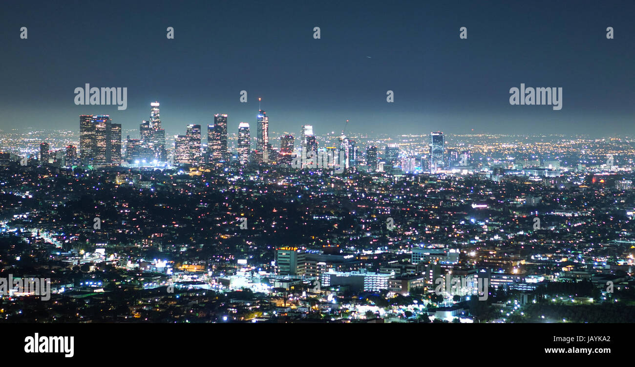 Aerial view over the city of Los Angeles by night - view from Griffith ...