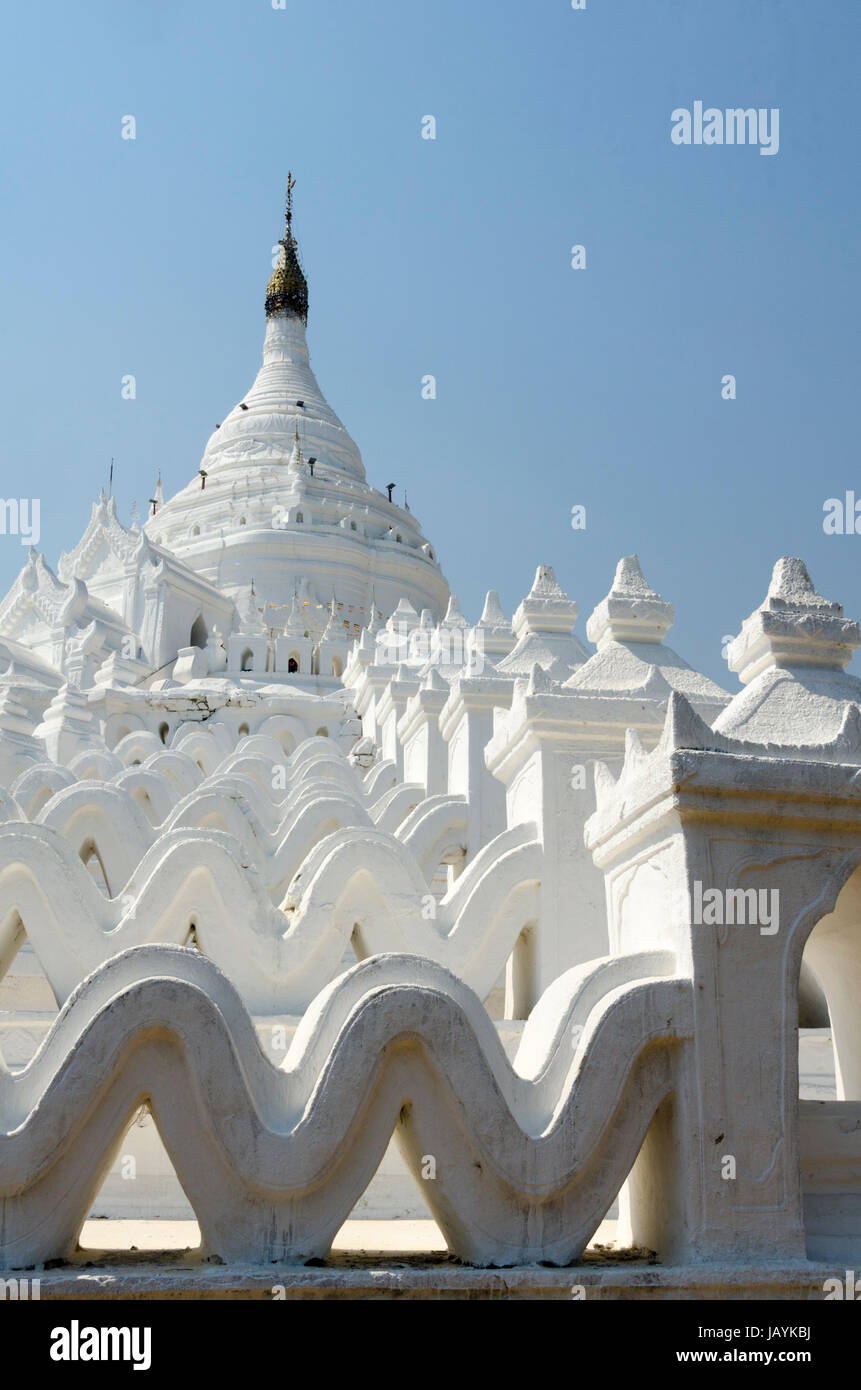 Mya thein tan hi-res stock photography and images - Alamy