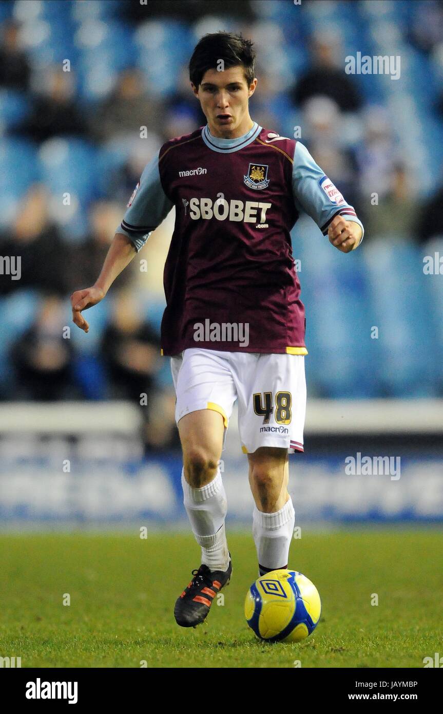 Daniel Potts High Resolution Stock Photography and Images - Alamy