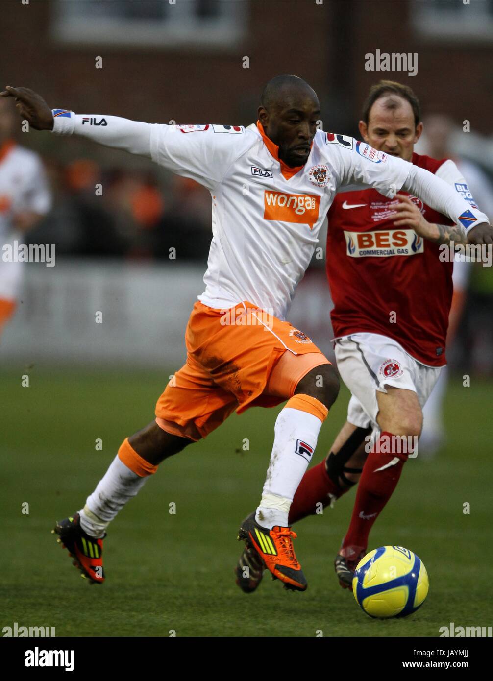 LOMANA TRESOR LUALUA BLACKPOOL FC BLACKPOOL FC HIGHBURY STADIUM ...