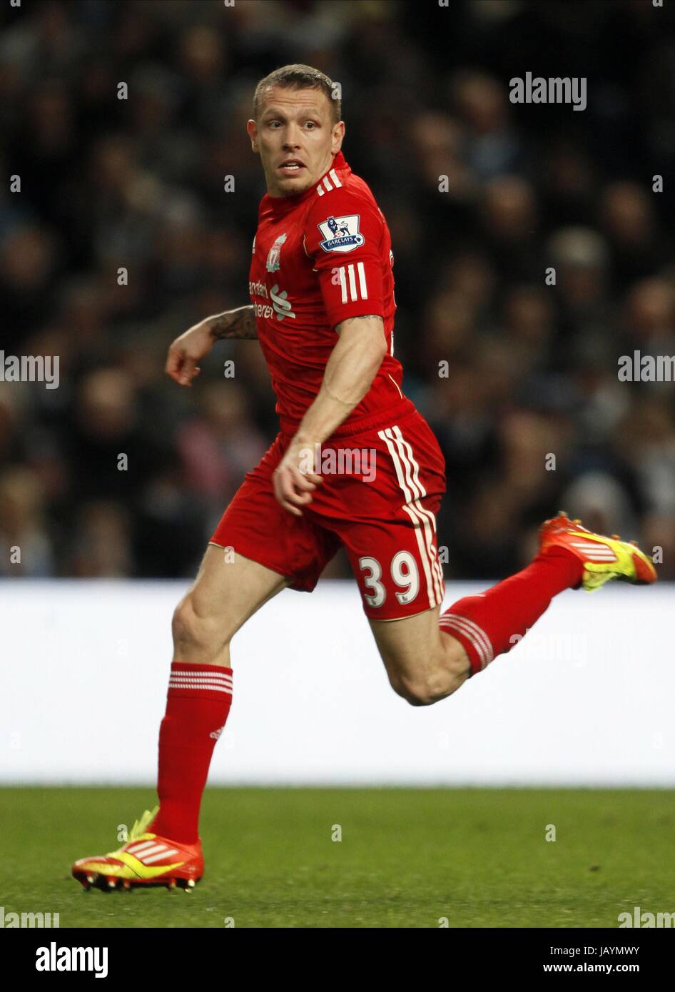 CRAIG BELLAMY LIVERPOOL FC LIVERPOOL FC ETIHAD STADIUM MANCHESTER ...