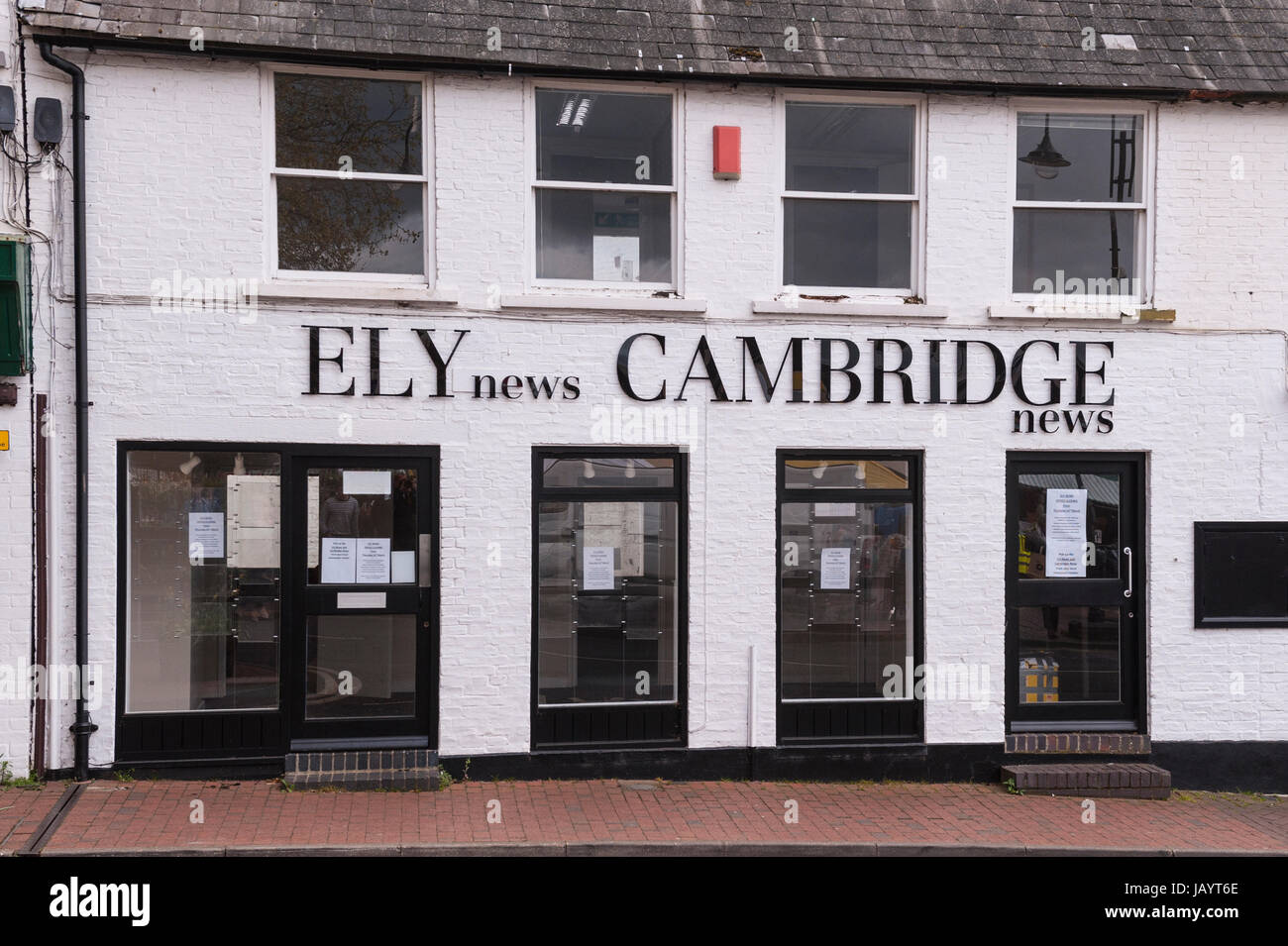 News uk building hi-res stock photography and images - Alamy