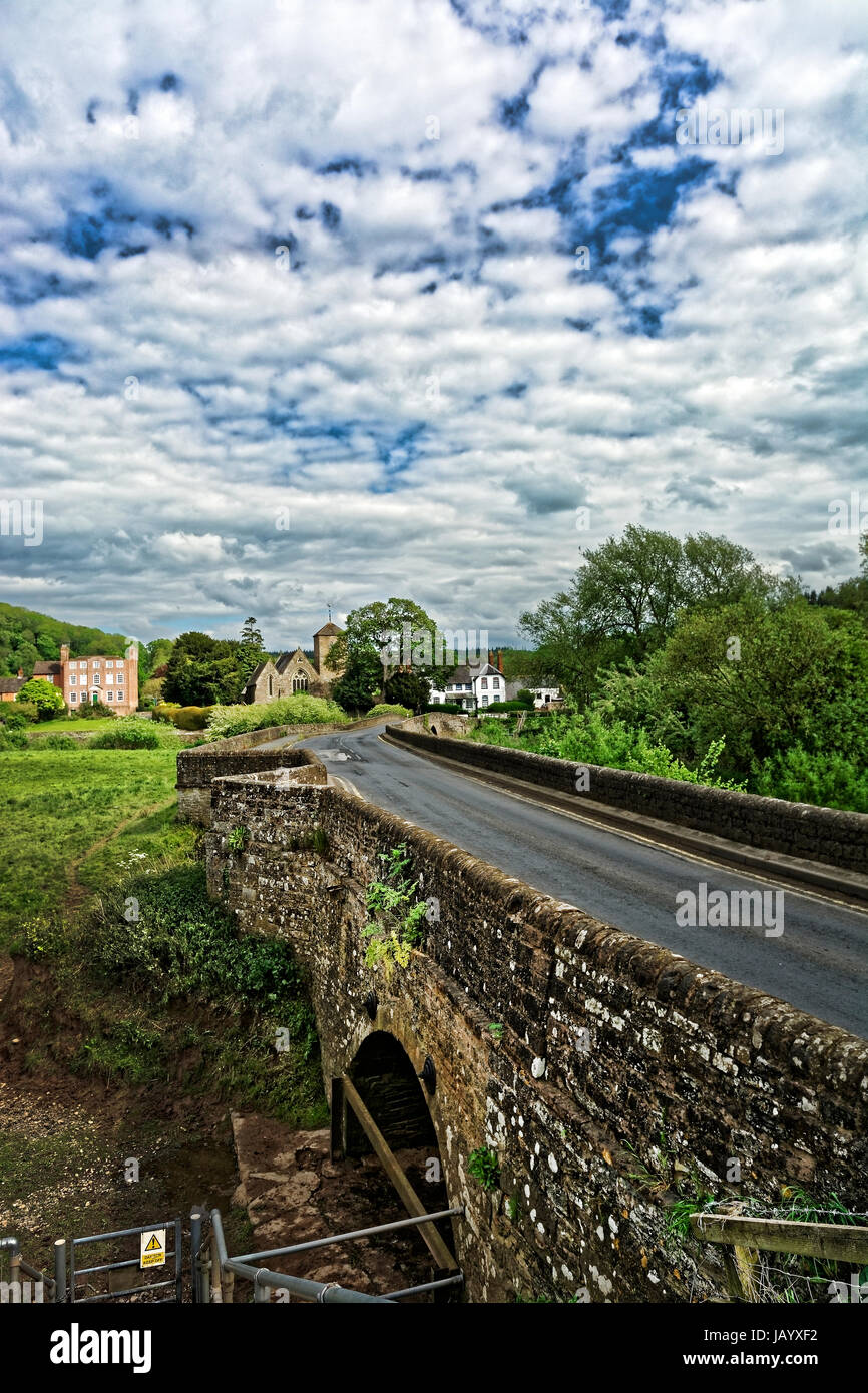 The bridge over a placid River Lugg at Mordiford Stock Photo - Alamy