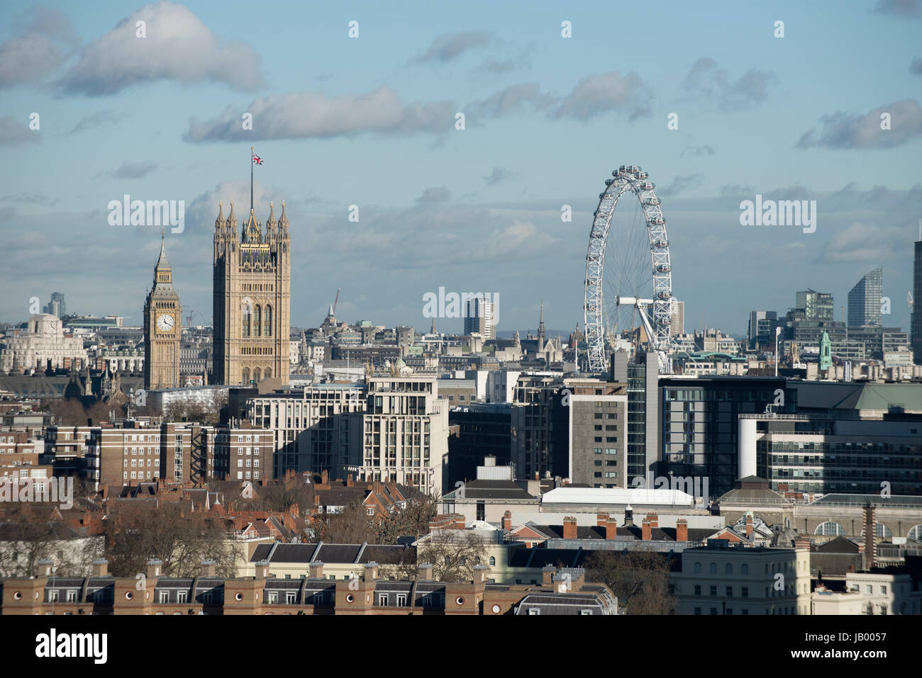 London skyline big ben london eye hi-res stock photography and images ...