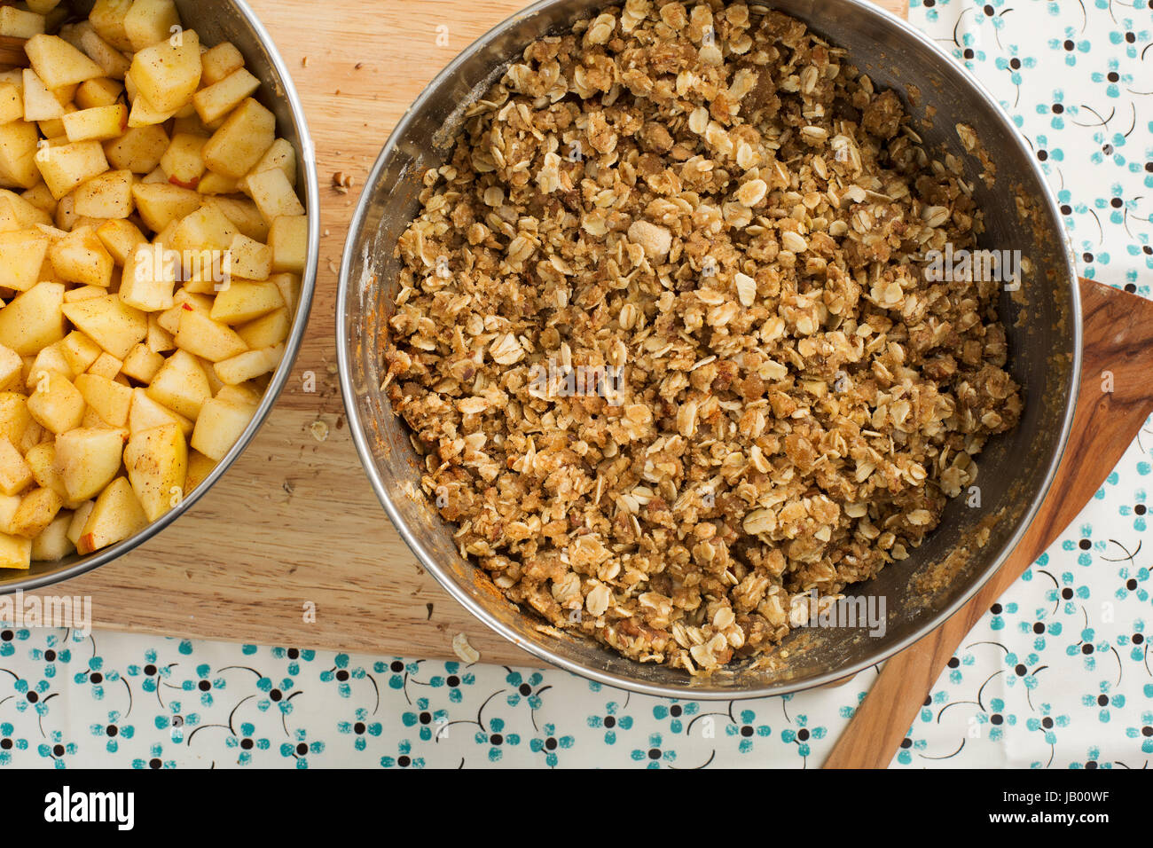 Filling and topping for apple crumble Stock Photo - Alamy