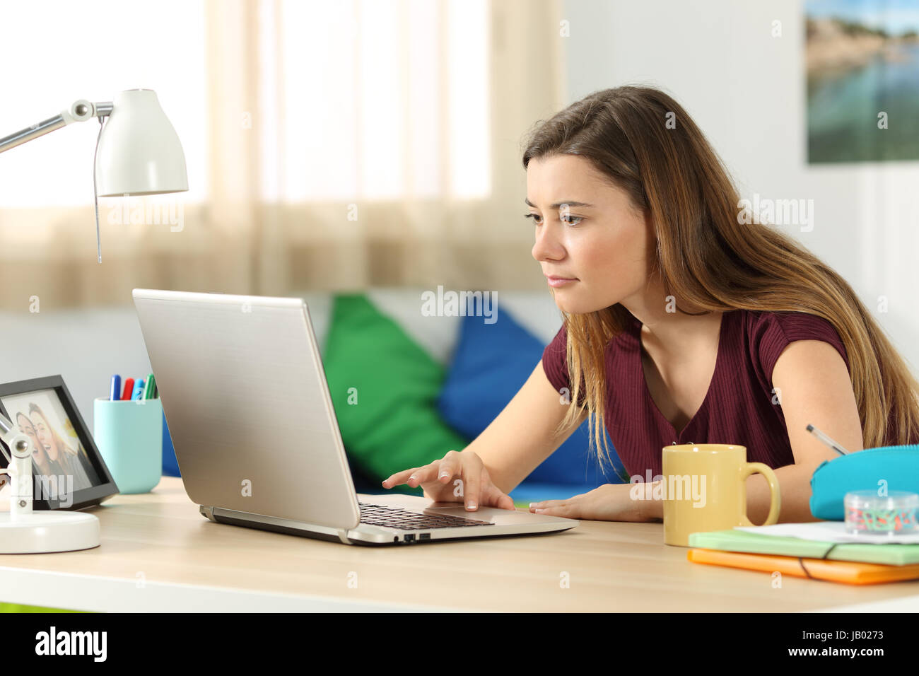 Student study house people hi-res stock photography and images - Alamy