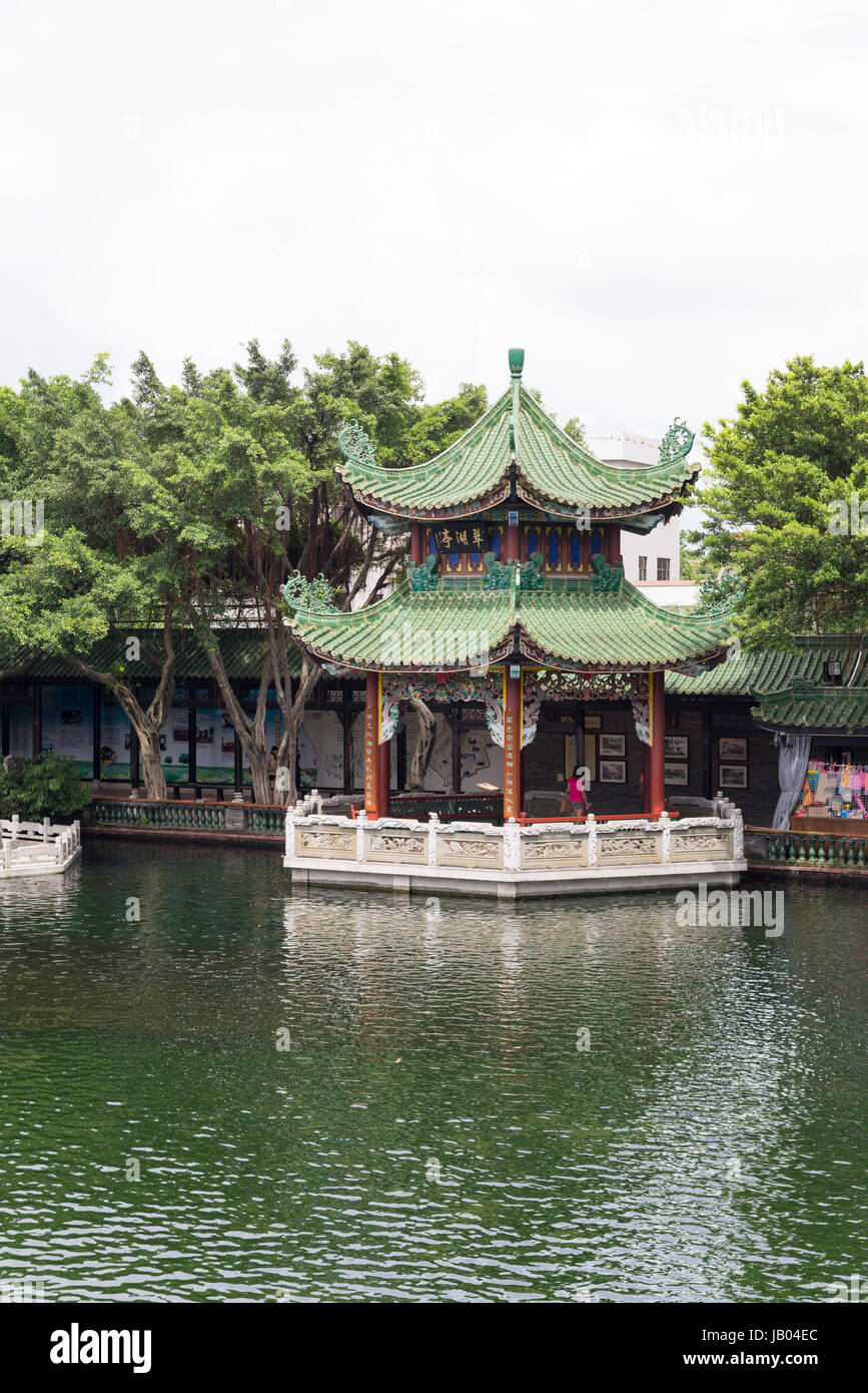 Chinese garden Architecture Stock Photo - Alamy