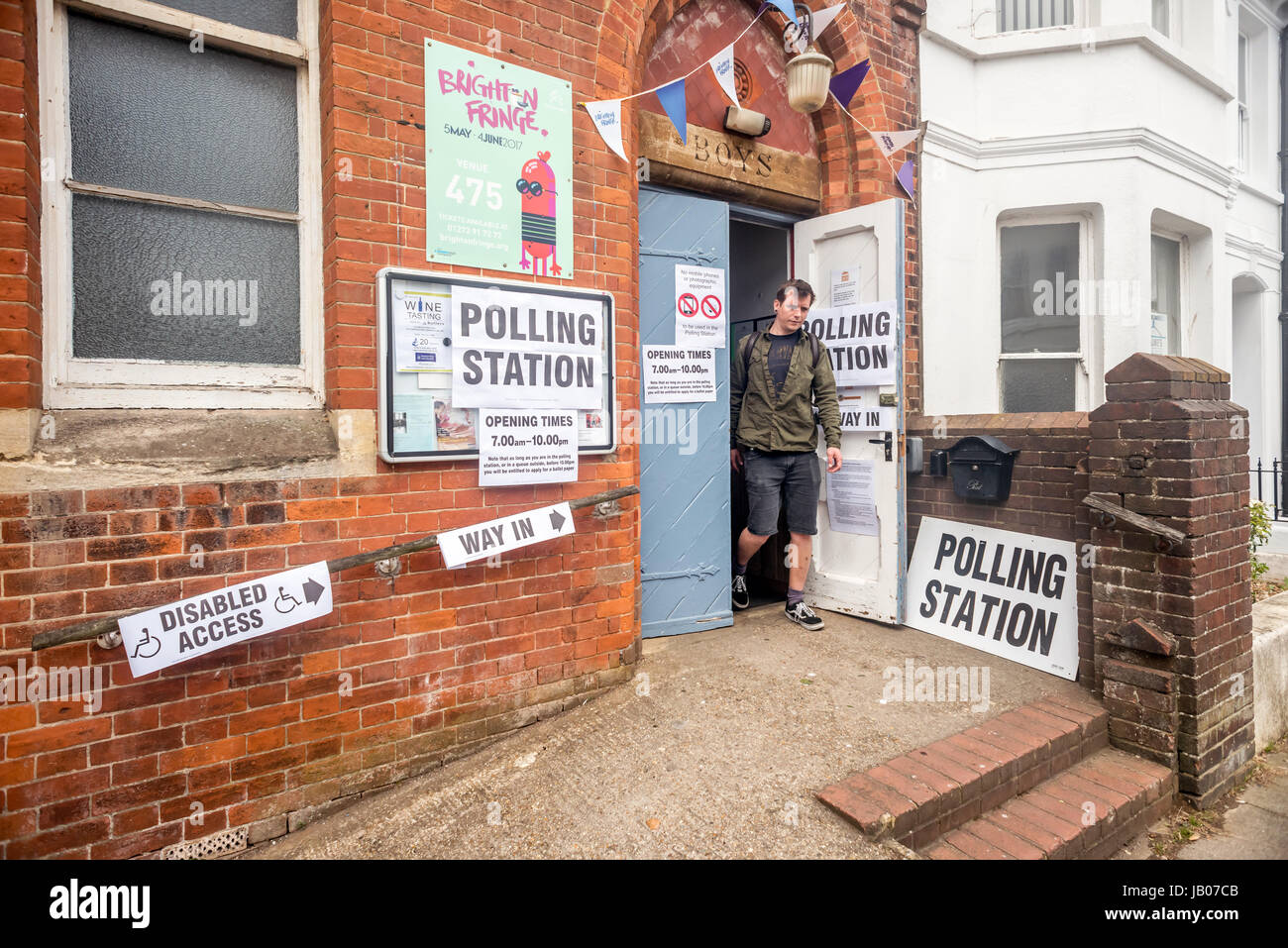 Brighton, UK. 08th June, 2017. Polling stations in Brighton and Hove ...