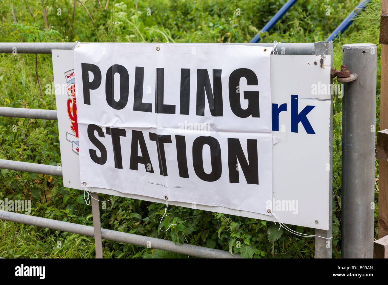 Mobile unit hi-res stock photography and images - Alamy