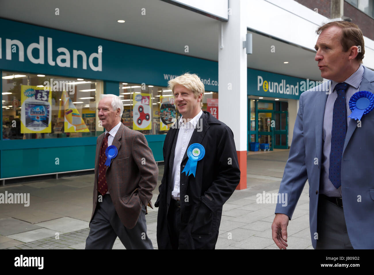 Walnuts shopping centre hi-res stock photography and images - Alamy