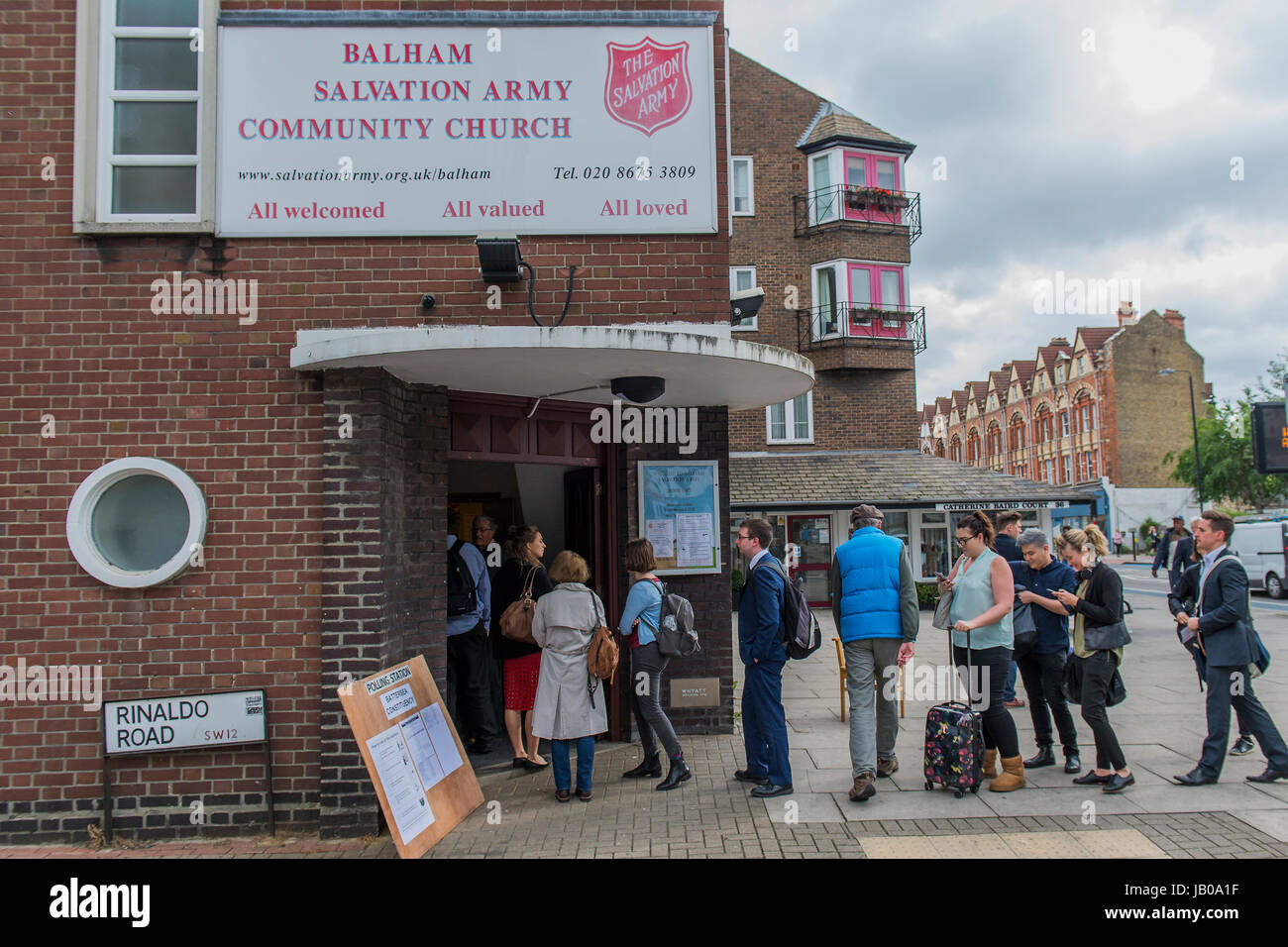 Salvation army centre balham hi-res stock photography and images - Alamy