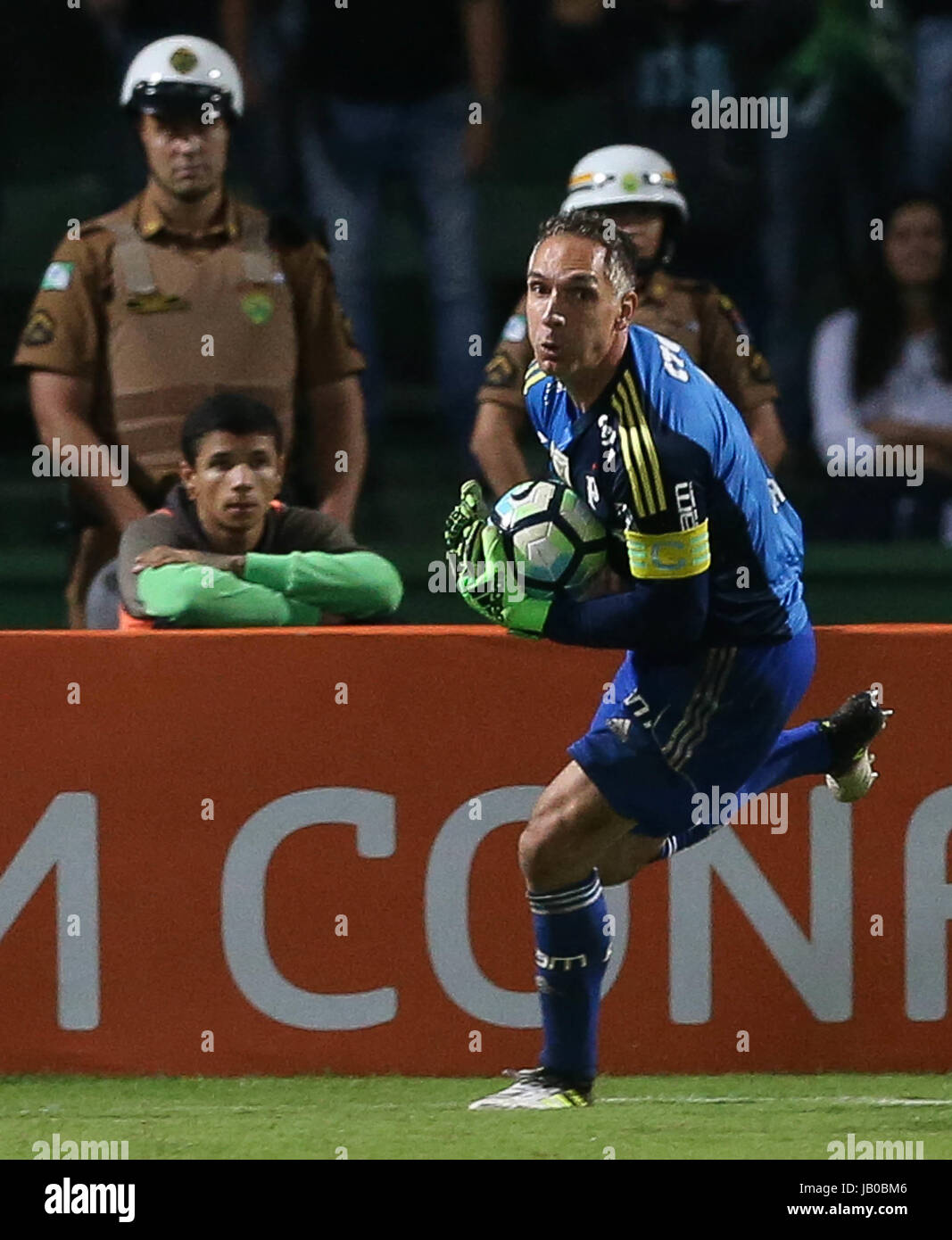 Curitiba, Brazil. 07th June, 2017. Goalkeeper Fernando Prass of SE ...