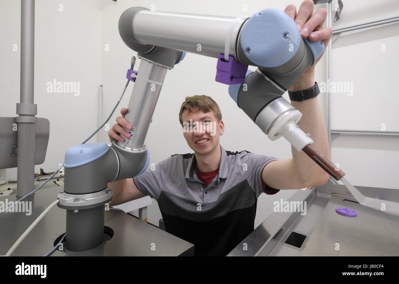 Los Angeles, California, USA. 4th Jan, 2017. Robert Anderson, co ...