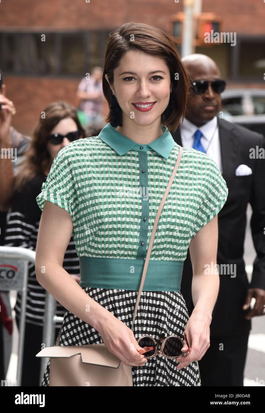 New York, NY, USA. 8th June, 2017. Mary Elizabeth Winstead out and ...