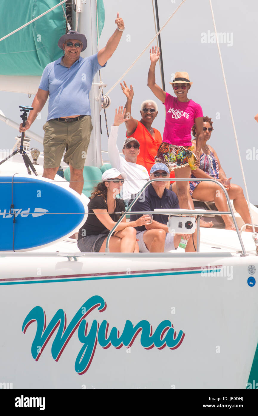 The Great Sound, Bermuda. 8th June, 2017. Spectators watching the Louis ...